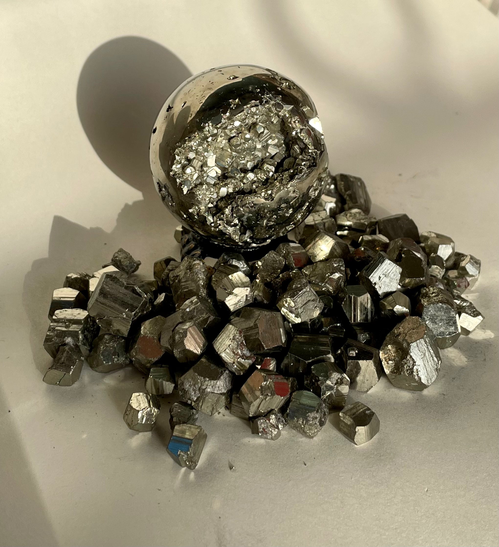 Spheres & Towers & Plates – crystal-by-gaia